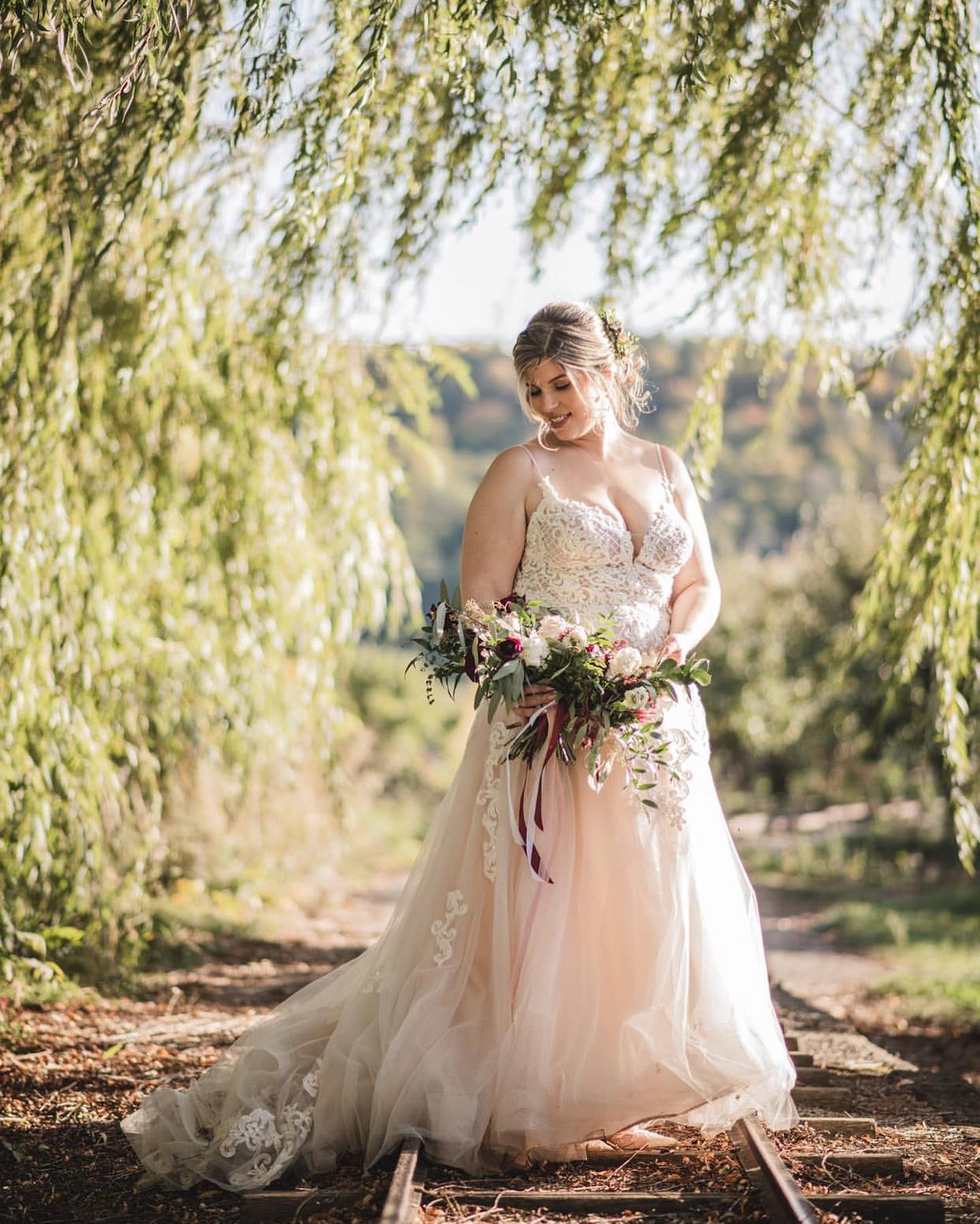 Avenue 22 Bridal