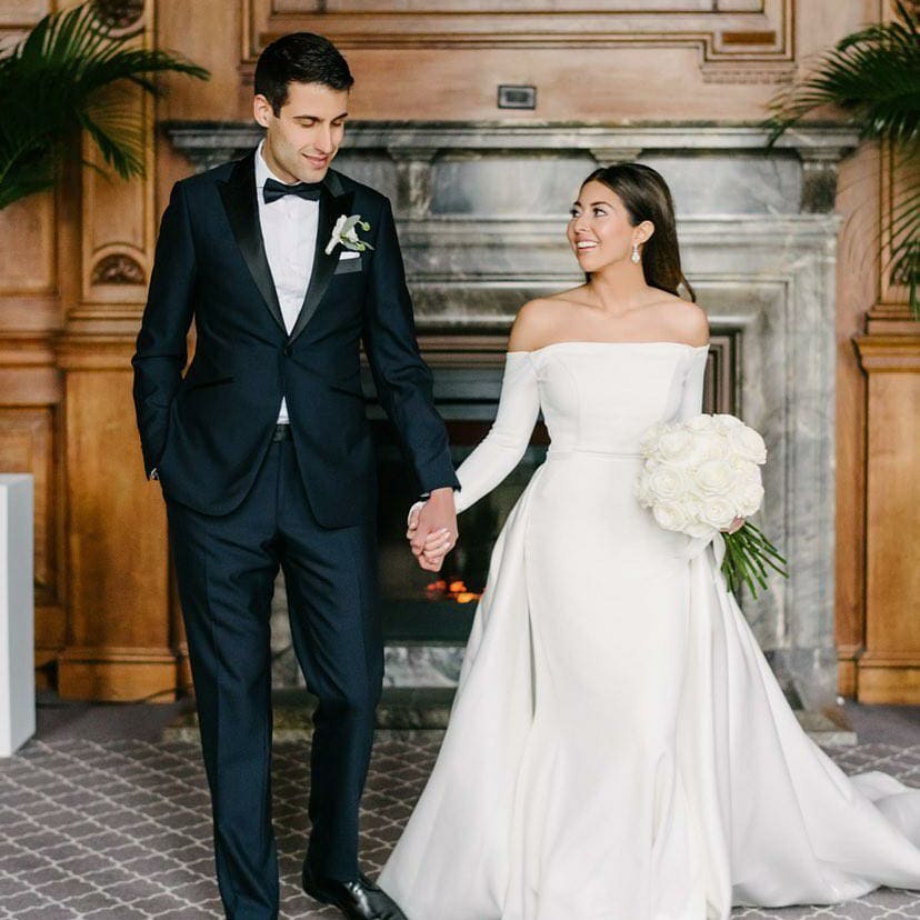 Avenue 22 Bridal