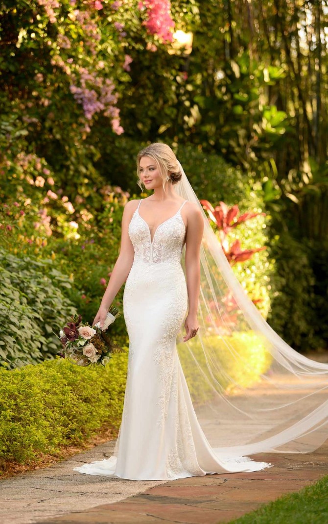 Essense of Australia D3063 Wedding Dress | Avenue 22 Bridal Toronto