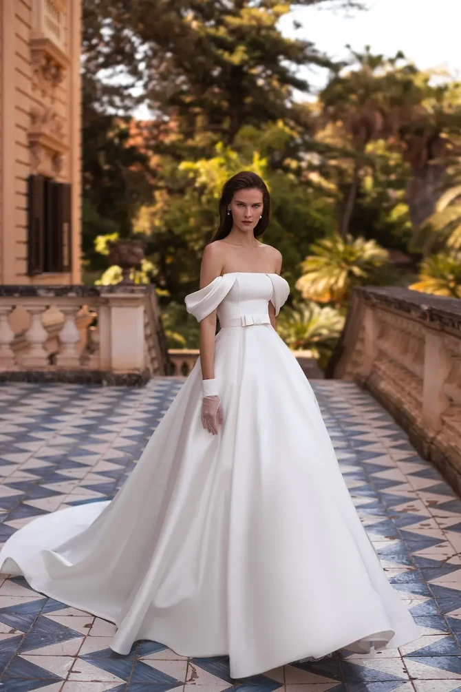 Wona Roze Wedding Dress | Avenue 22 Bridal Toronto