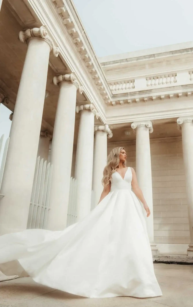 Stella York 7755 Wedding Dress | Avenue 22 Bridal Toronto