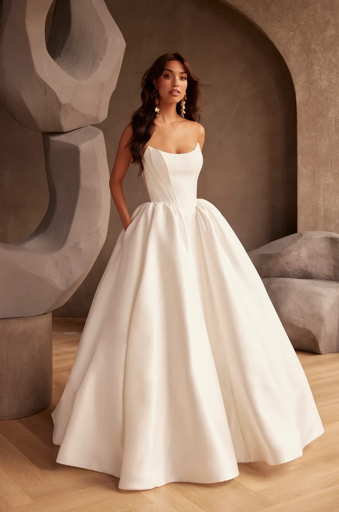 Paloma Blanca P5130 Wedding Dress | Avenue 22 Bridal Toronto